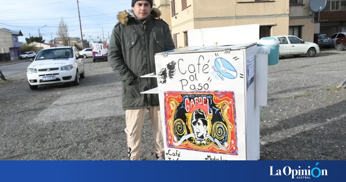 Vende café en la calle y se volvió viral: “Me la rebusco para salir ...