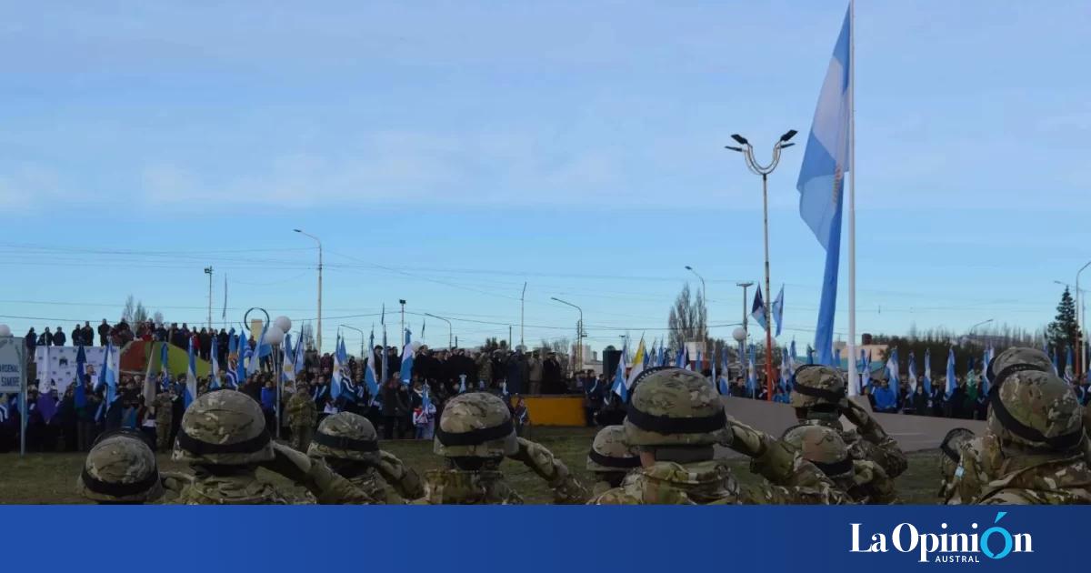 320 soldados jurarán a la bandera en un gran acto en la costanera de ...