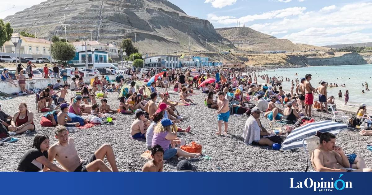 Explota el verano en Comodoro Rivadavia: la gente disfrutó de la playa ...