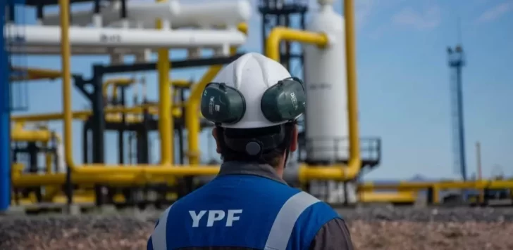 Con grandes proyecciones para 2023, YPF cumple 101 años desde su ...