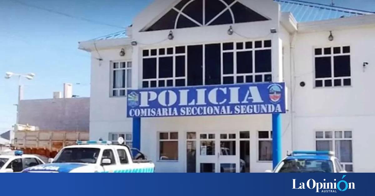 La Policía lo buscaba desde 2021 y lo sorprendieron tirando porros al ...