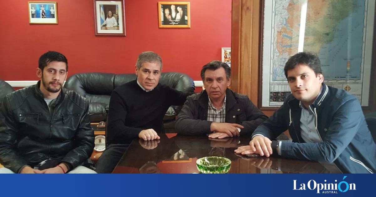 González recibió al Intendente y al Diputado por Pueblo de 28 de ...