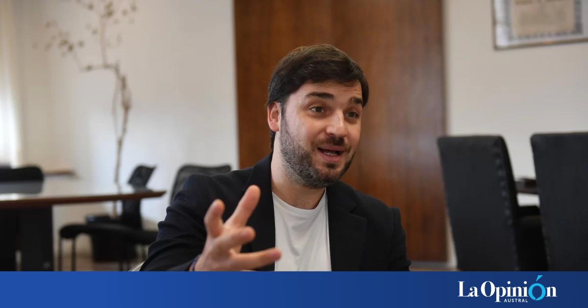 Ignacio Torres, el gobernador más joven de la historia de Chubut, asume ...