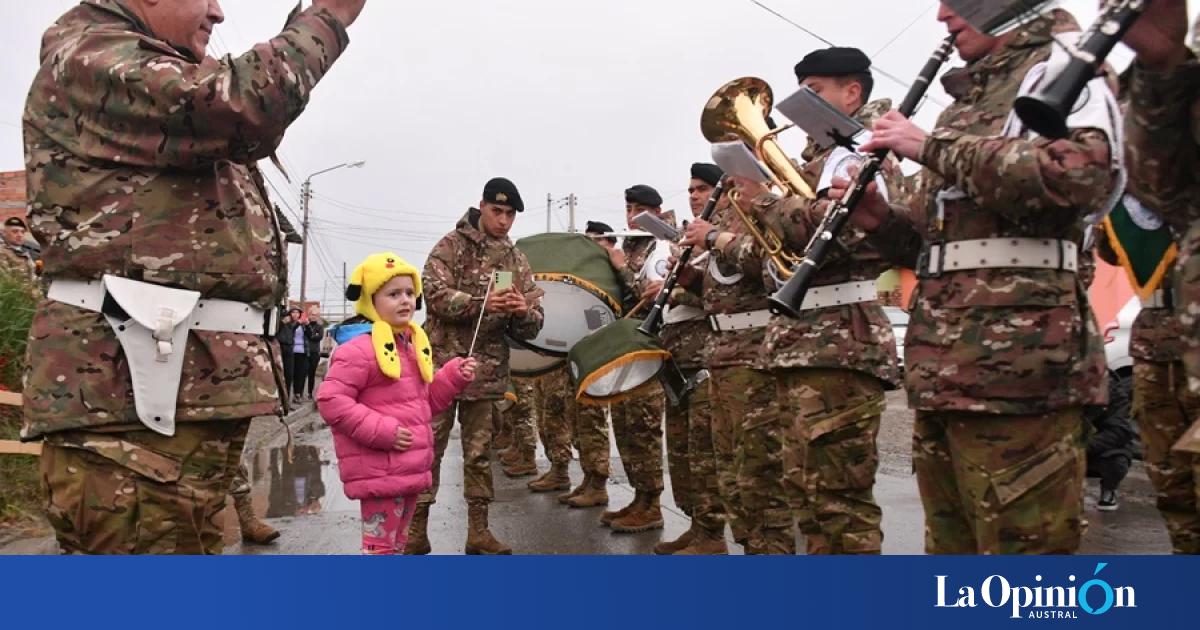 Con batuta en mano y al ritmo de “La Morocha”, Jazmín la nena con TEA ...