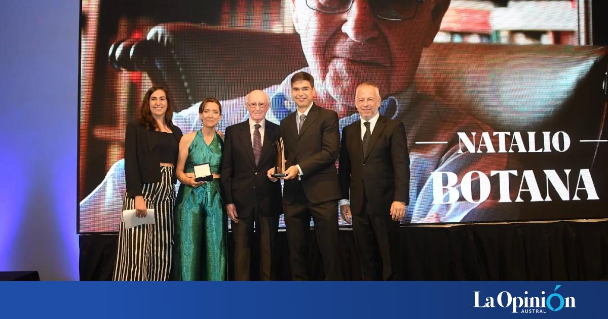 Natalio Botana, su pasión, el recuerdo del olor a tinta y la máquina de ...