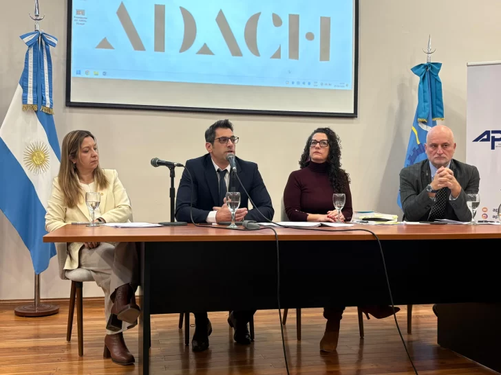 I° Jornadas anuales de la ADACH: “Algunas ideas muy proempresariales ...